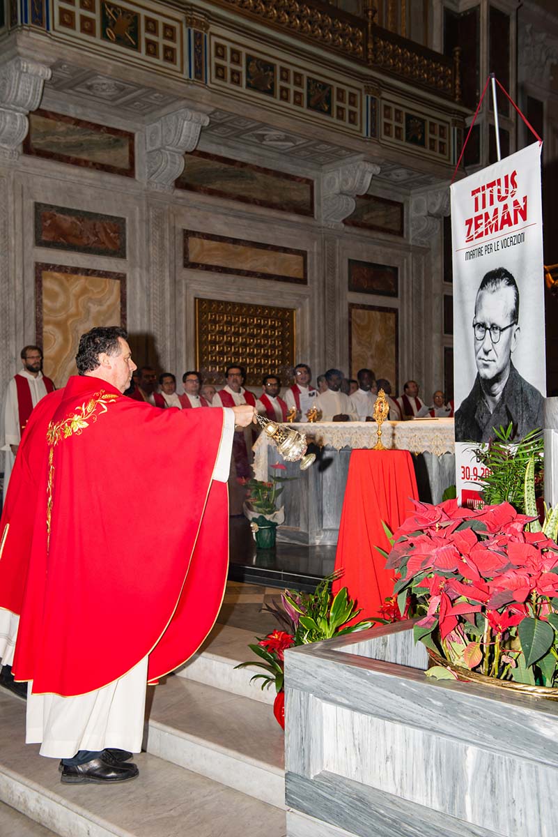 RMG – “En tu tumba no podemos escribir: Descansa en paz”: Celebración ...