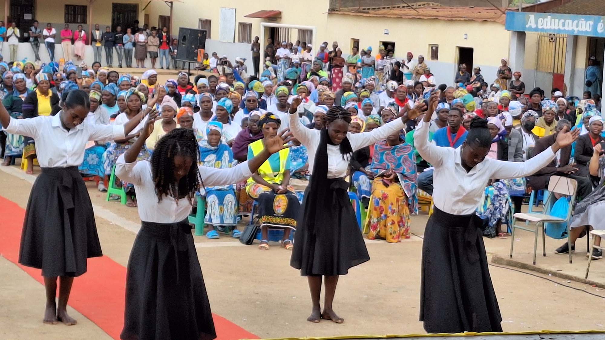 Angola - Pilgrimage of Mary Help of Christians in Angola: "With Mary ...