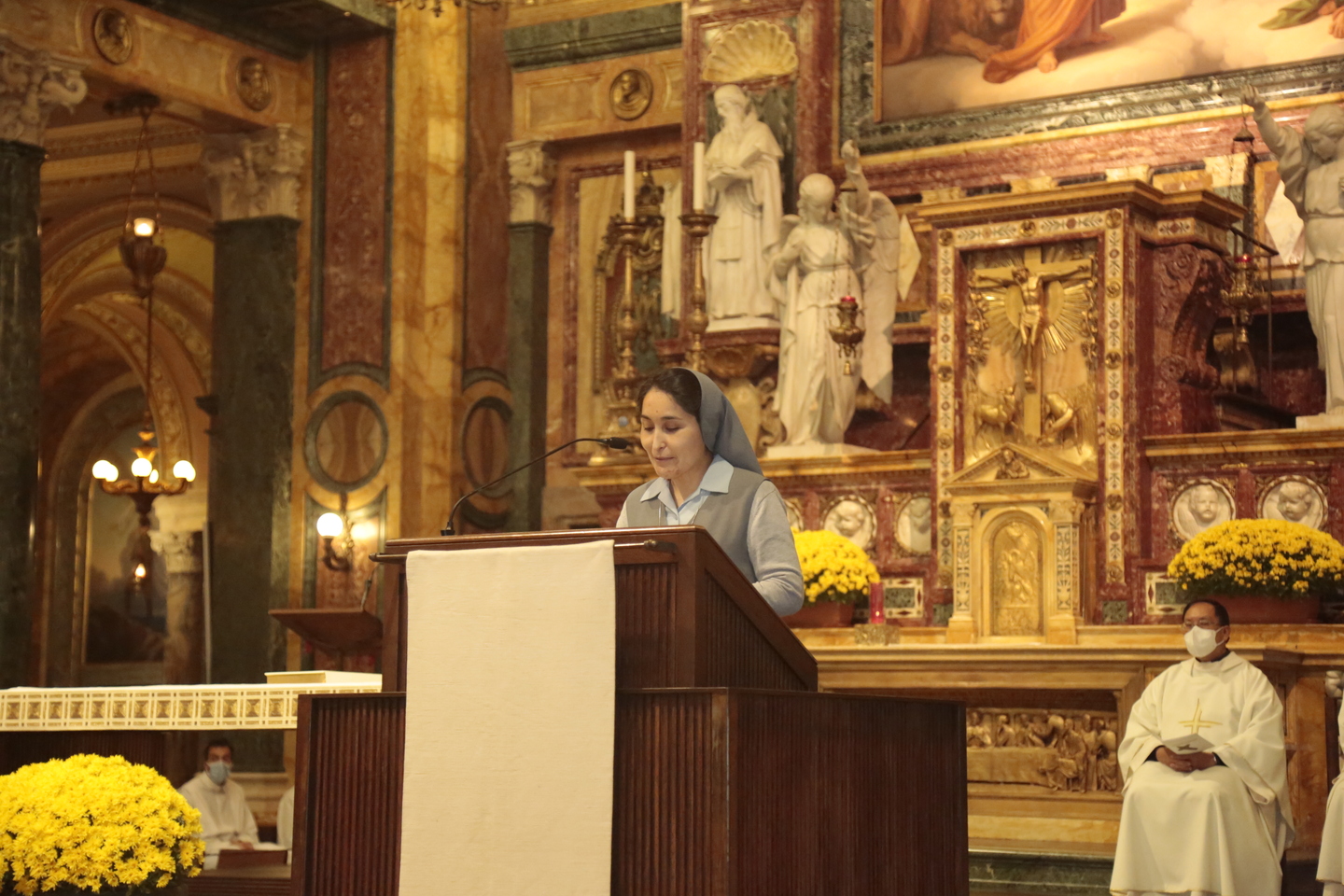 Italy - Missionary Crosses Consigned to Missionaries