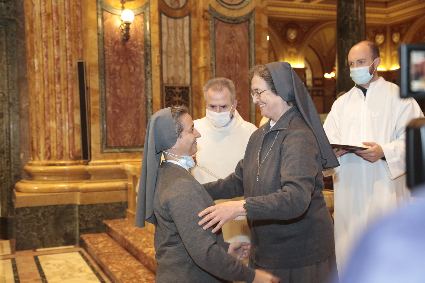 Italy - Missionary Crosses Consigned to Missionaries