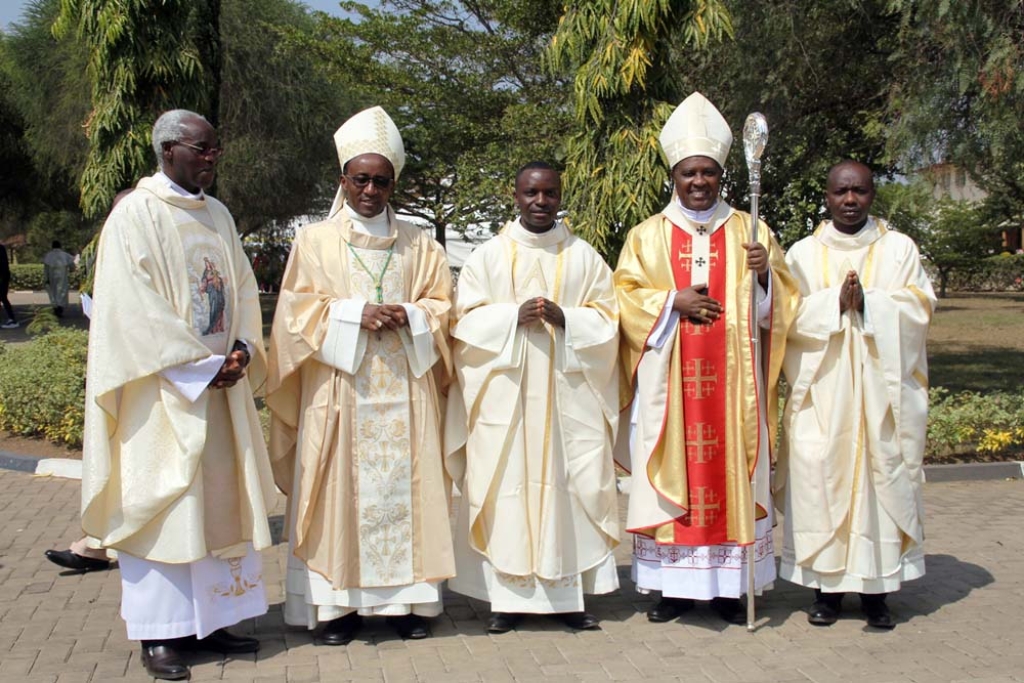 Rwanda - Two new Salesian priests for Africa Great Lakes Vice-Province