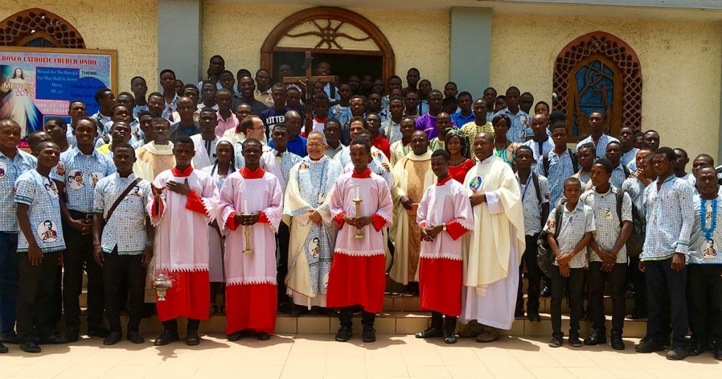 Nigeria - Fr Ivo Coelho visiting Ondo