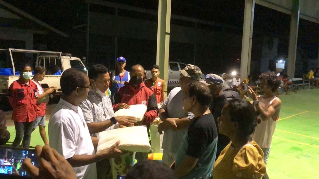 East Timor - "Don Bosco Comoro" center welcomes and assists flood victims