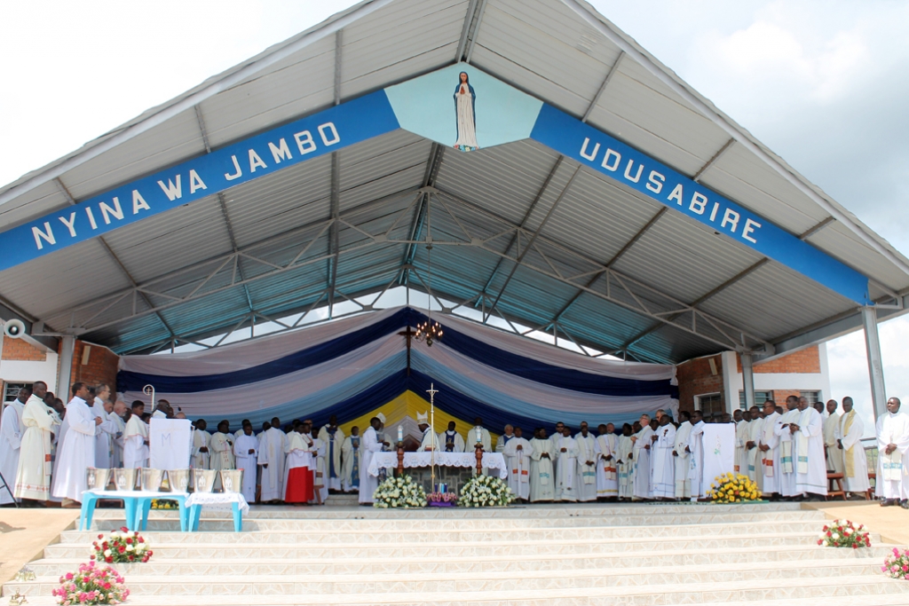 Rwanda - Celebrating the 35th anniversary of the apparition of the ...