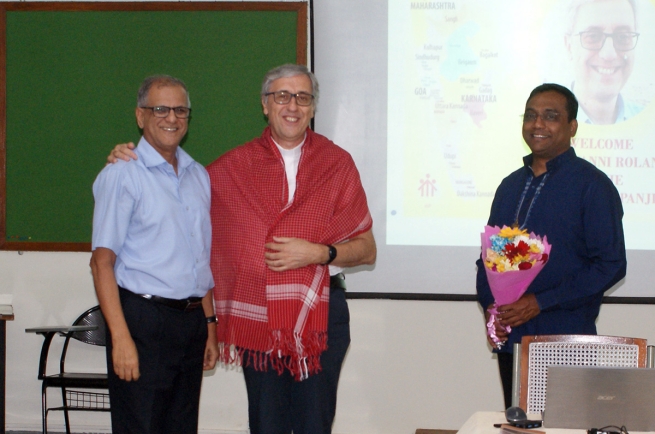 Salesian Education | India – Visita extraordinaria del P. Gianni ...