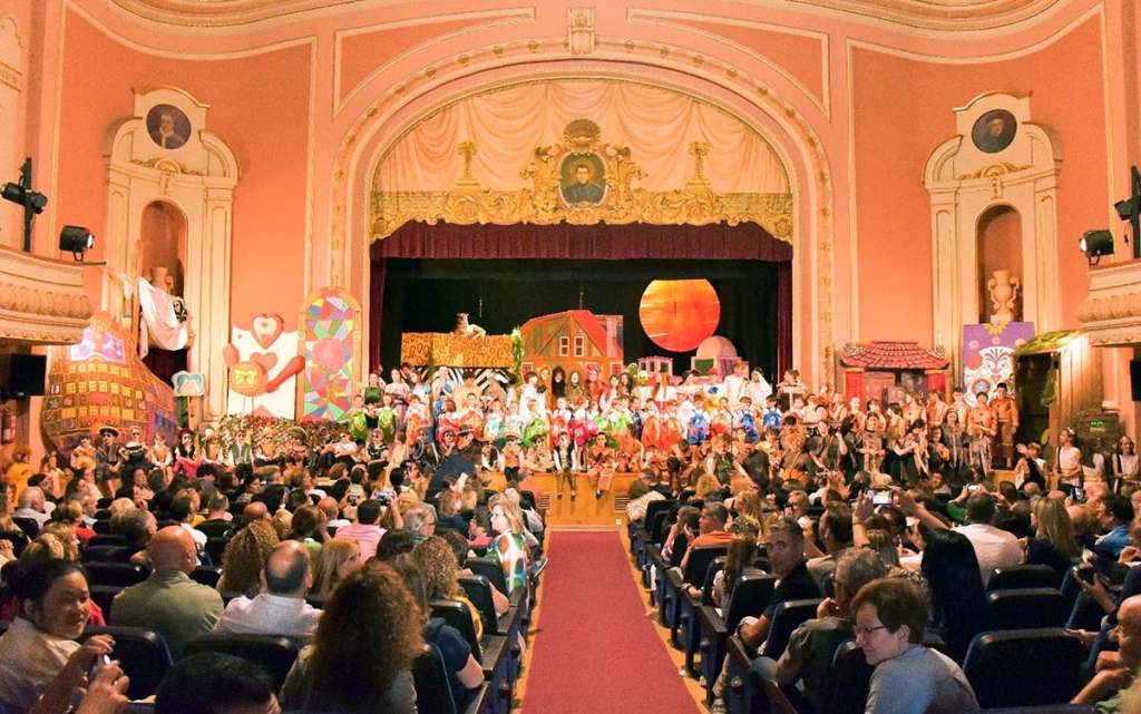 Spain – Tesalín Theatre Group Continues Activities in its 40th ...