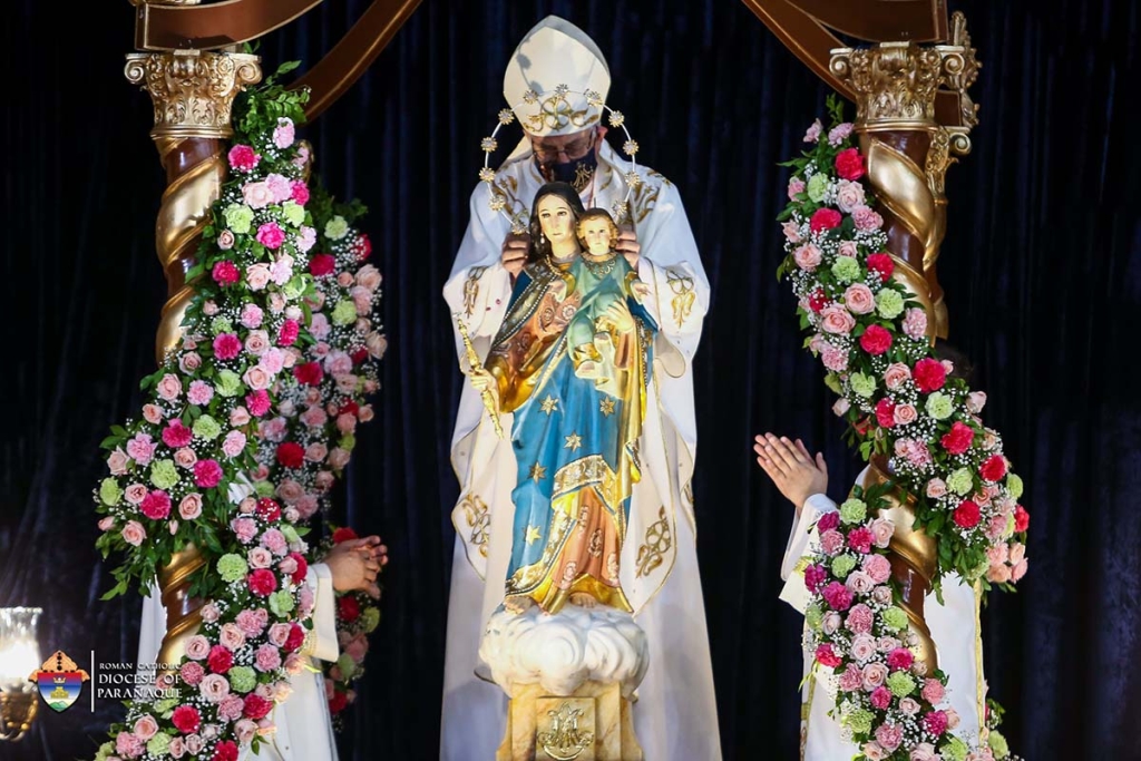 Philippines – La statue de Marie Auxiliatrice du Sanctuaire National ...